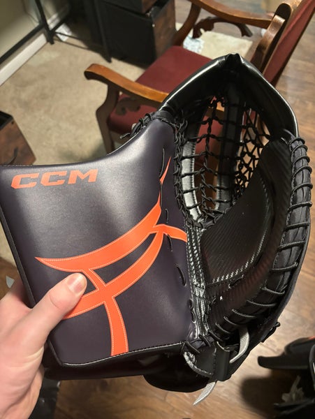 CCM E FLEX 6 CUSTOM REVOKE GRAPHIC | SidelineSwap | Buy and Sell on ...