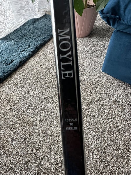 Custom Silver Bauer Vapor Hyperlite 2 Hockey Stick-RH-70 Flex-Pasta Pro ...