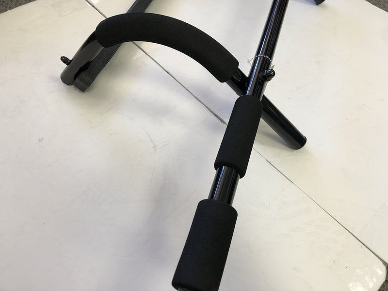 Used Golds Gym Pull-up Bar | SidelineSwap | Buy and Sell on SidelineSwap