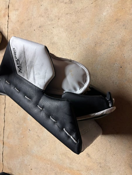Used Bauer M5 Pro Blocker | SidelineSwap | Buy and Sell on SidelineSwap