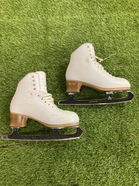 White Used Jackson Ultima Freestyle Figure Skates Adult 7R ...