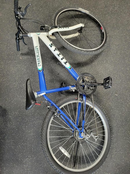 Used Titan Trailblazer 47-48cm - Xxs Frame 21 Speed Men's Bikes ...