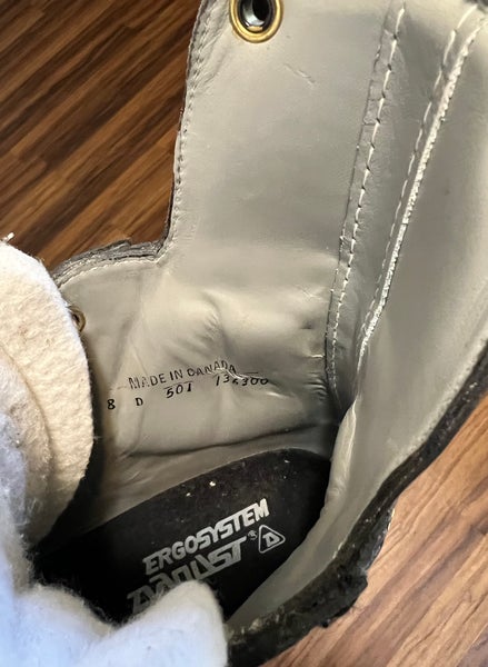 Vintage Daoust 501 Hockey Skates Size 8 Like New | SidelineSwap | Buy ...