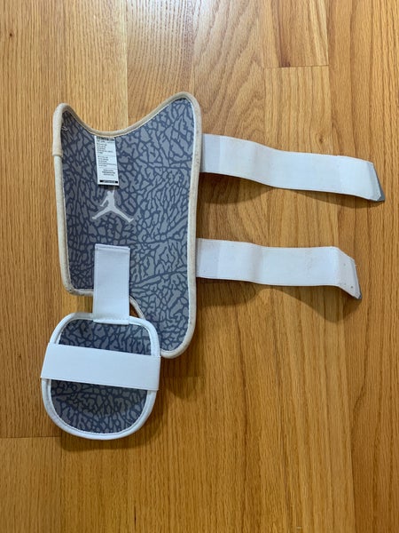 Jordan Adult Fly Batter’s Leg Guard | SidelineSwap | Buy and Sell on ...