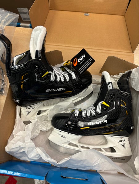 New Junior Bauer Regular Width Size 2 Supreme M5 Pro Hockey Skates ...