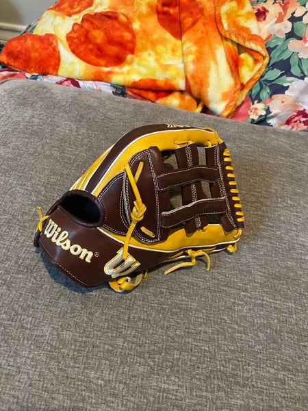 Juan Soto 2k Game Wilson Baseball Glove | SidelineSwap | Buy and Sell ...