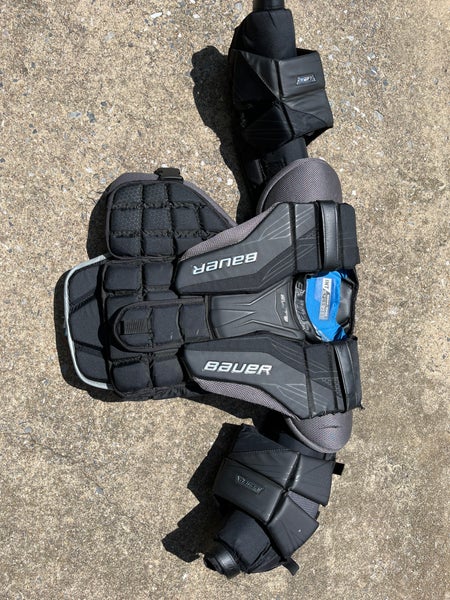 Bauer Elite Chest Protector | SidelineSwap | Buy and Sell on SidelineSwap