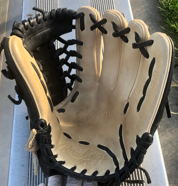 Rawlings Gold Glove Elite Series glove | SidelineSwap | Buy and Sell on SidelineSwap