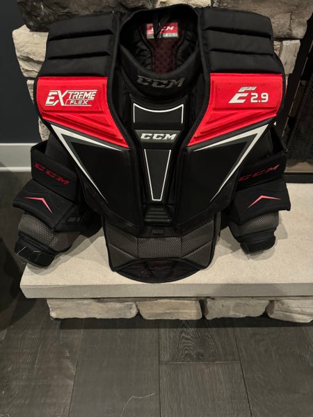 Used Small CCM Extreme Flex Shield E2.9 Goalie Chest Protector ...