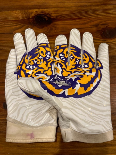 LSU miss match gloves | SidelineSwap | Buy and Sell on SidelineSwap