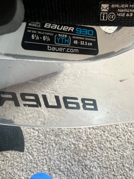 Used Junior Bauer 930 Goalie Mask | SidelineSwap | Buy and Sell on ...