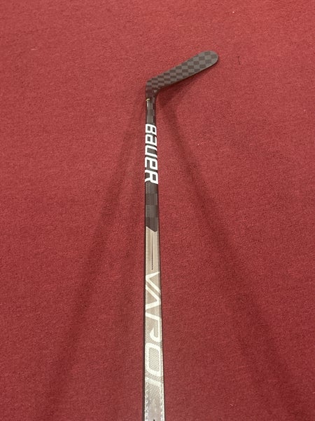 2 Pack New Bauer Right Handed P92M Pro Stock Vapor Hyperlite Hockey ...