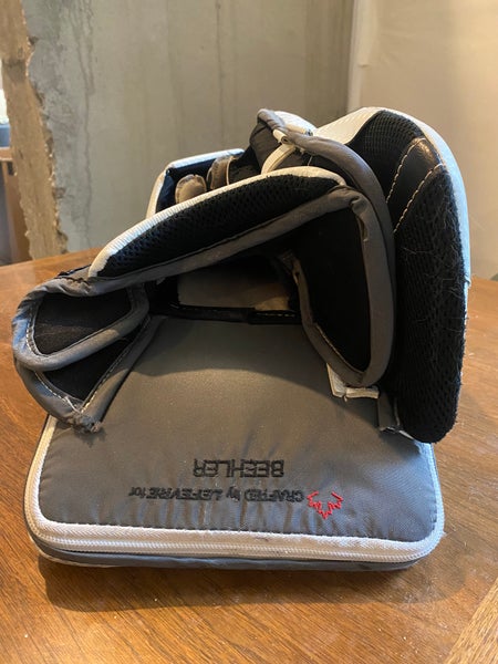 True L12.1 goalie set | SidelineSwap | Buy and Sell on SidelineSwap