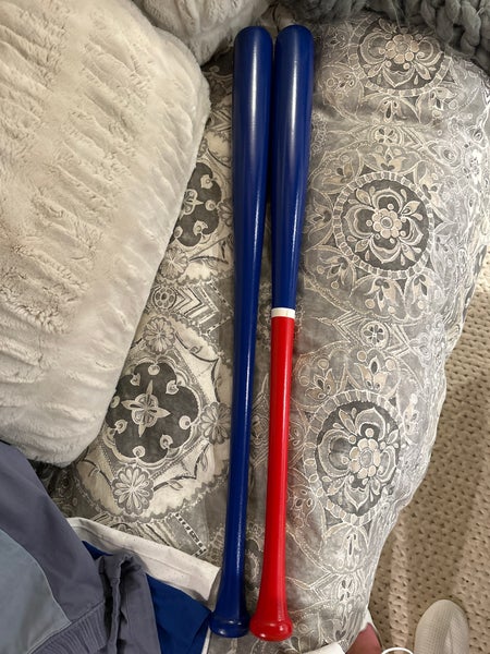 Set of 2 Louisville Slugger Chicago Cubs Commemorative Bats ...