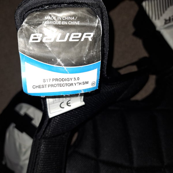 Used Small / Medium Bauer Prodigy 3.0 Goalie Chest Protector ...