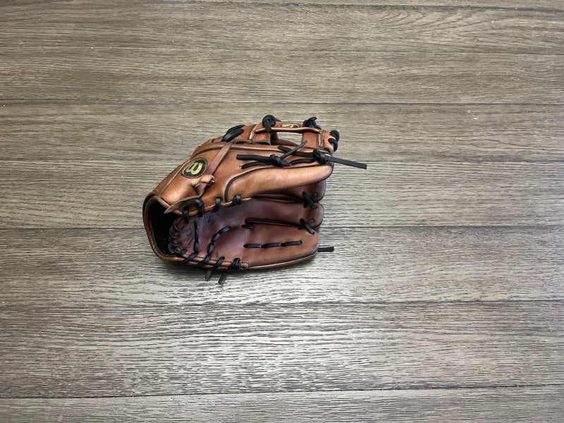 Wilson A2000 1914 Conform 11.5” I web | SidelineSwap | Buy and Sell on ...