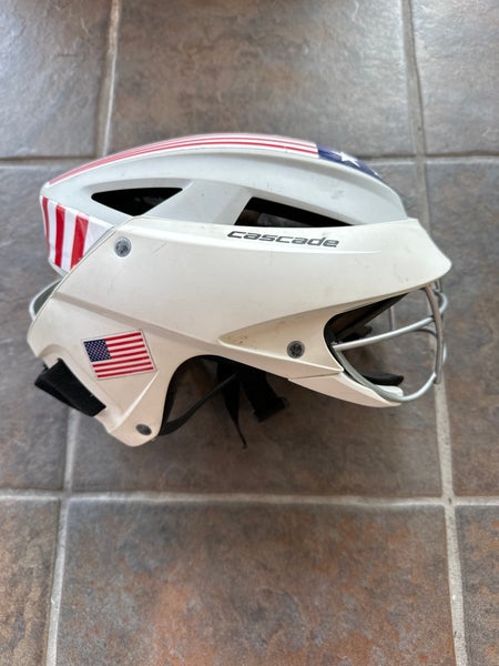 Used Adult LX Cascade Helmet | SidelineSwap | Buy and Sell on SidelineSwap