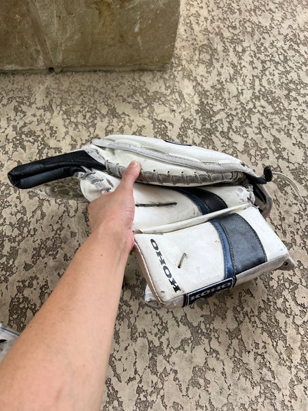 White Used 34" Senior Koho Revolution 588 Goalie Full Set Regular A R9 ...