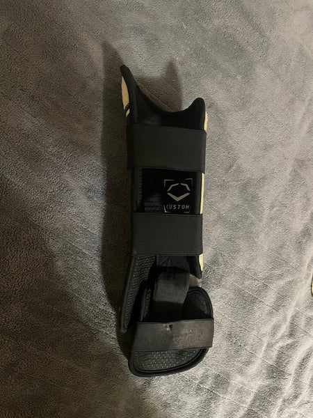 Gold New Senior EvoShield Shin Guards Leg guard | SidelineSwap | Buy ...