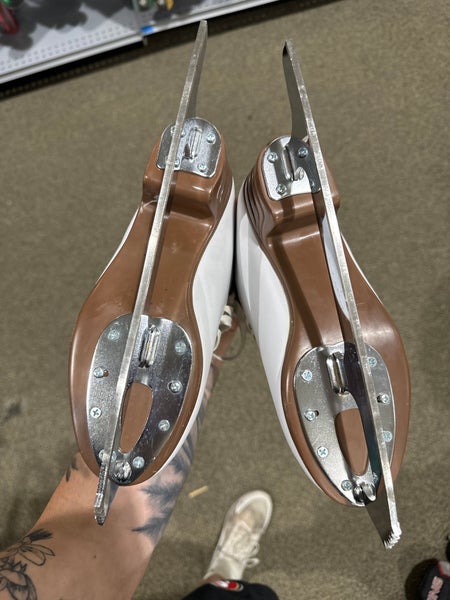 Jackson Excel Ultima Figure Skates Adult 5 (Used) | SidelineSwap | Buy ...