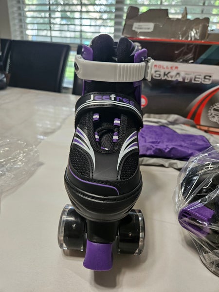 New Purple Quad Skates for Girls with Light-Up Wheels – Fun and Stylish ...