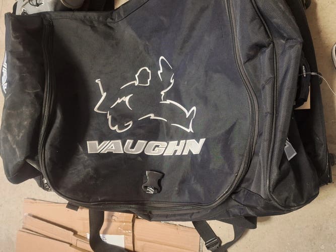 Hockey Bags | Used and New on SidelineSwap