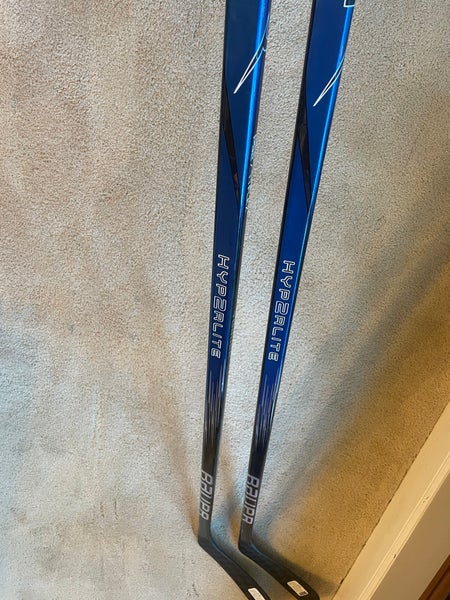2 NEW Blue BAUER VAPOR HYPERLITE 2 sticks $239 each | SidelineSwap ...
