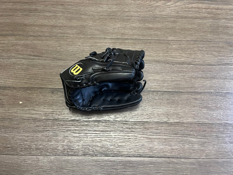 Wilson A2000 B2 12” Two Piece Web | SidelineSwap | Buy and Sell on ...