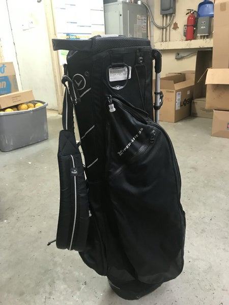 Used Callaway Hyperlite 3.5 Golf Stand Bags | SidelineSwap | Buy and ...