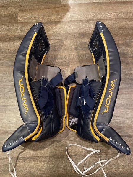 Bauer hyperlite full set | SidelineSwap | Buy and Sell on SidelineSwap