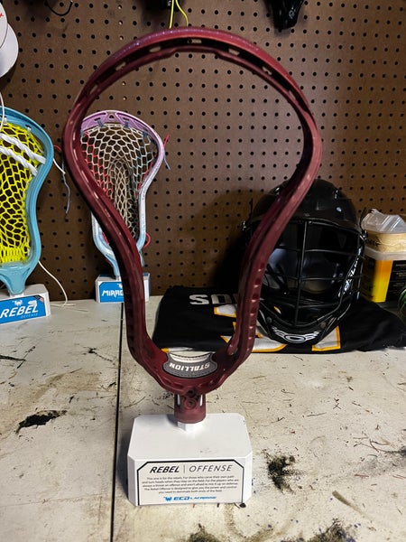 New Attack & Midfield Unstrung Stallion 900 Head | SidelineSwap | Buy ...