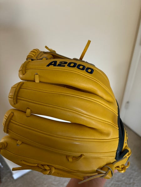 Custom Wilson a2000 1786 11.5 | SidelineSwap | Buy and Sell on SidelineSwap