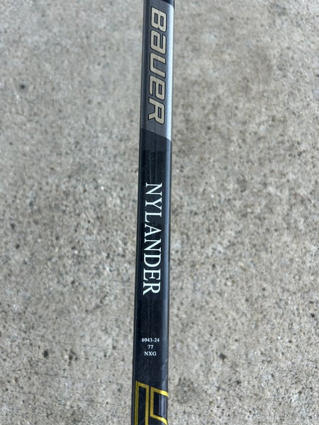 New Senior Bauer Right Handed 77 Flex Toe Pattern Pro Stock Nylander ...
