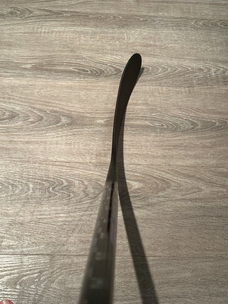 New Senior CCM Left Hand P28 75 Flex Pro Stock RibCor Trigger 7 Pro ...