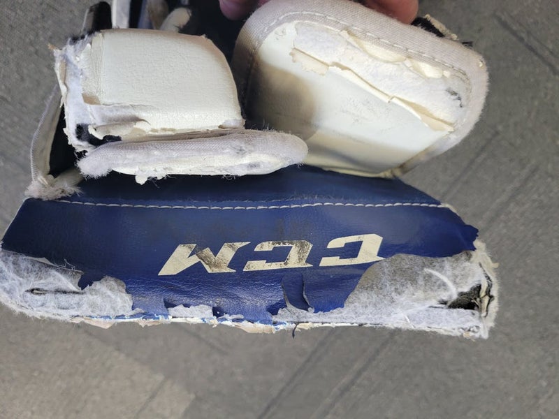 Used Ccm Extrem Flex 400 Regular Goalie Blockers | SidelineSwap | Buy ...