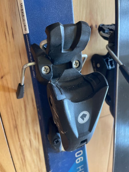 Used Kid's Defiance 90 cm All Mountain Skis With Bindings ...