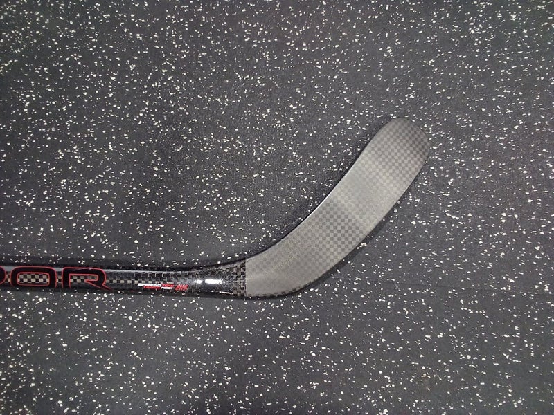 Used Bauer Vapor X5 Pro 77 Flex Pattern P88 Senior One Piece Sticks ...