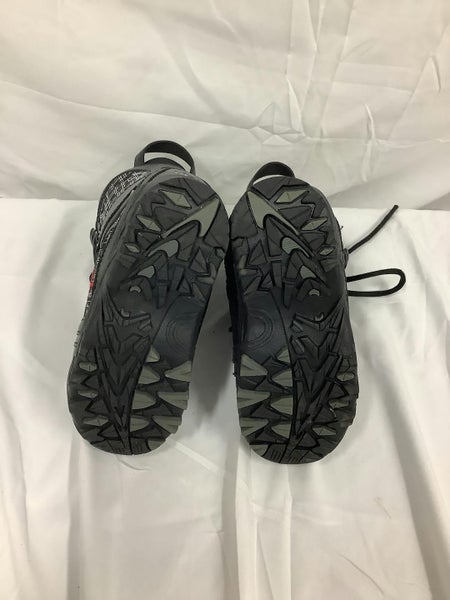 Used M3 M3 Junior 04 Boys Snowboard Boots | SidelineSwap | Buy and Sell ...