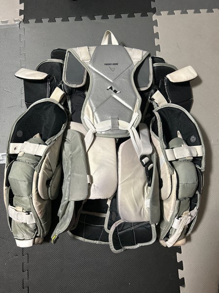 Bauer Hyperlite 2 Goalie Chest Protector | SidelineSwap | Buy and Sell ...