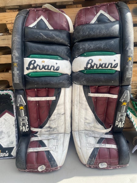 Brian's A L*ITE AIR PAC Pro Stock Goalie Pads and Glove Set COYOTES ...