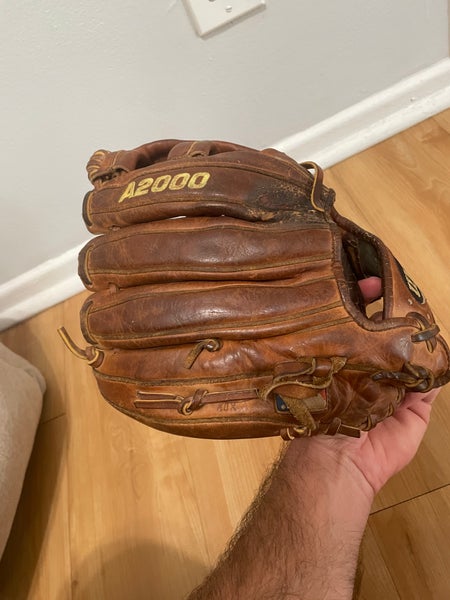 Wilson a2000 EL3 11.75 inch baseball glove | SidelineSwap | Buy and ...