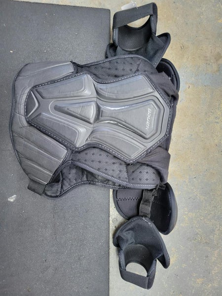 Used Bauer Vapor X 900 Lite Md Hockey Shoulder Pads | SidelineSwap ...