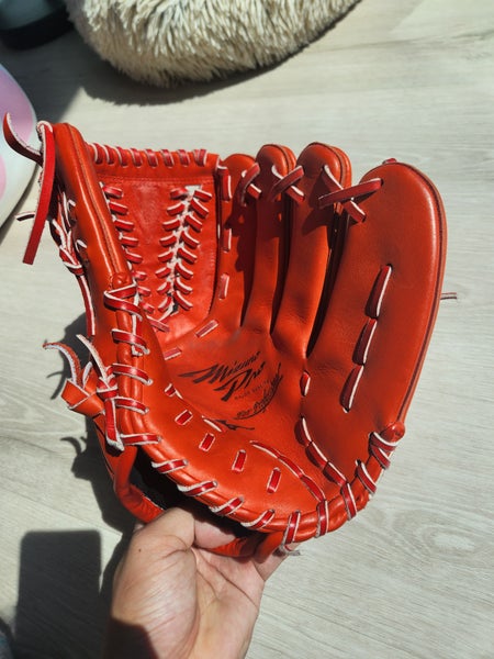 Japan Mizuno Pro Pitchers Glove | SidelineSwap | Buy and Sell on ...