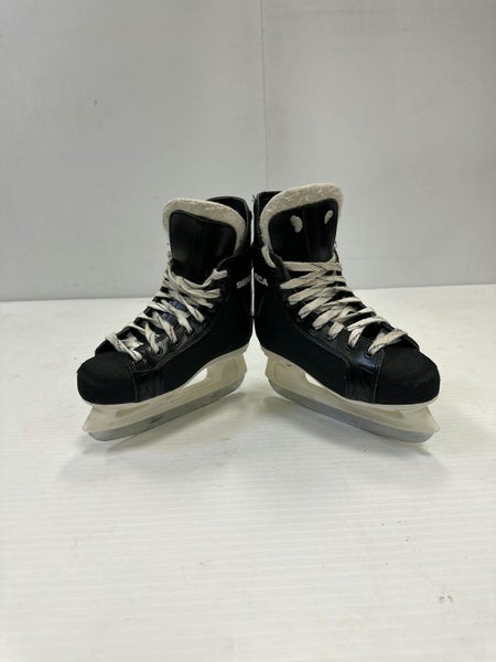 Used Second Skull Force Junior 04 Ice Hockey Skates | SidelineSwap ...