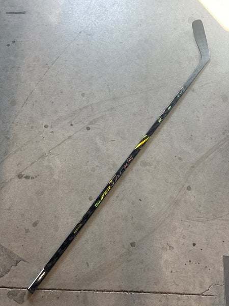 CONNOR MCDAVID New Senior CCM Left Hand 85 Flex P28 Pro Stock Super ...