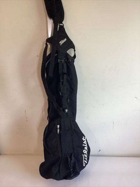 Titleist Golf Lightweight Sunday Carry Bag | SidelineSwap | Buy and Sell on SidelineSwap