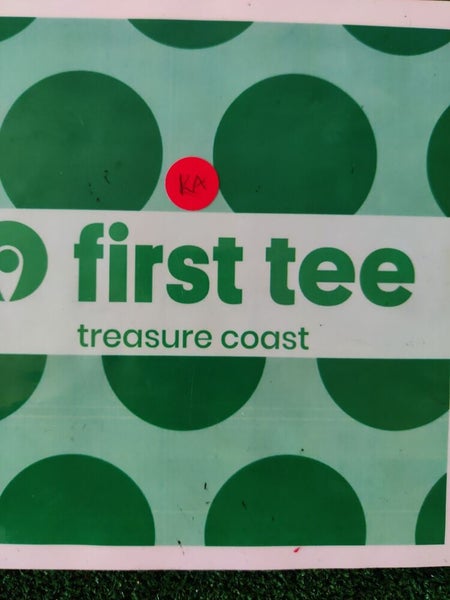 TaylorMade Miscela Ladies Sand Wedge SW Graphite | SidelineSwap | Buy and Sell on SidelineSwap