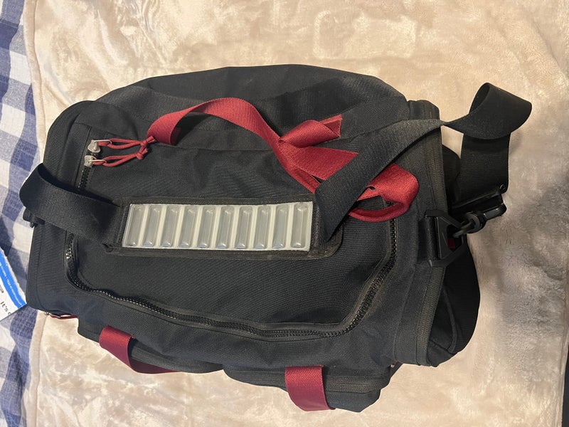 Florida State Seminoles Nike Duffle Bag | SidelineSwap | Buy and Sell ...