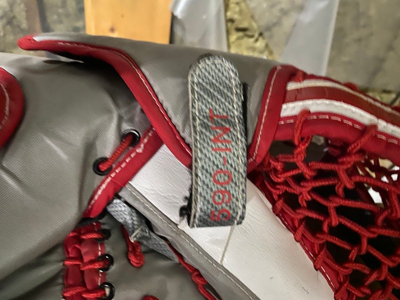 Koho 590 Int Glove set | SidelineSwap | Buy and Sell on SidelineSwap