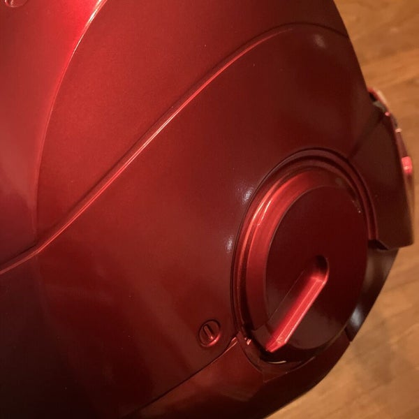 Marvel Legends Series Iron Man Electronic Helmet | SidelineSwap | Buy ...